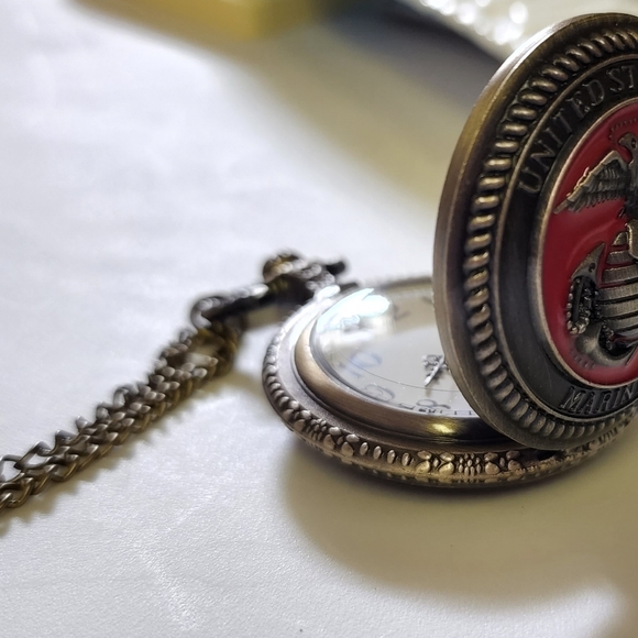 Accessories | New Red And Gold Usmc United States Marine Corps Pocket ...